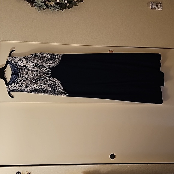 Cachet | Dresses | Dress | Poshmark